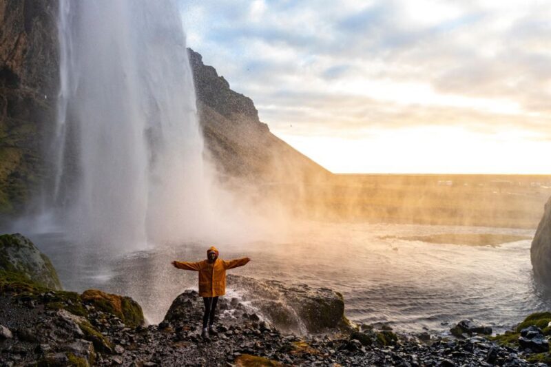 South Coast, Glacier Hike and Northern Lights Winter Tour - An Outline of the Day: What to Expect