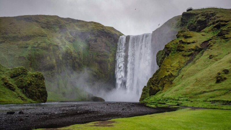 South Coast of Iceland. Black beach, glaier, waterfalls... - Authenticity and Experience