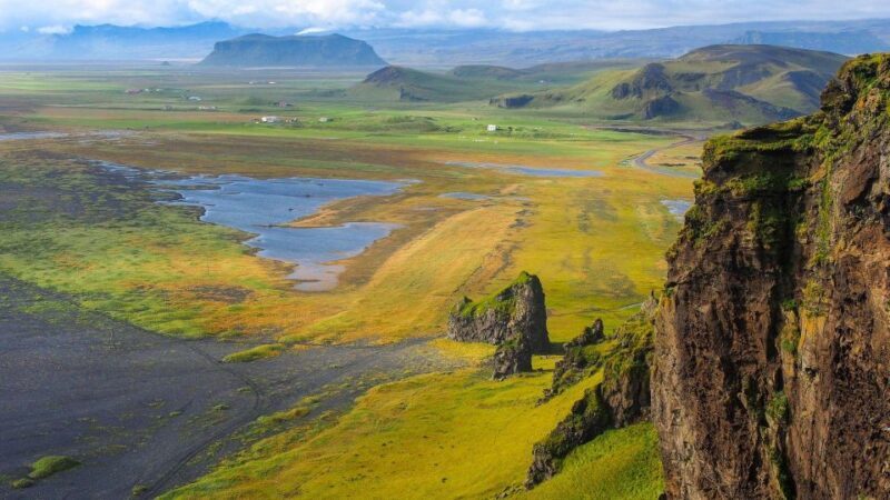 South Coast of Iceland. Black beach, glaier, waterfalls... - Frequently Asked Questions