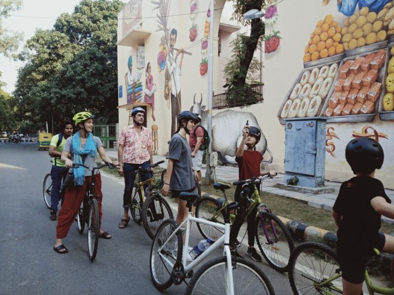 South Delhi: 3.5-Hour Private Bike Tour with Masala Dosa - Authentic Experiences Highlighted by Travelers
