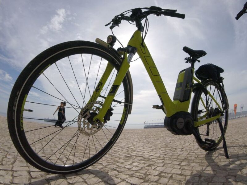 South Lisbon: 3-Hour Christ the King Electric Bike Tour - Exploring Lisbon’s South Side: What You Can Expect
