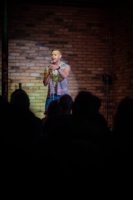 South London: Laugh Train Home Comedy Experience - Key Points