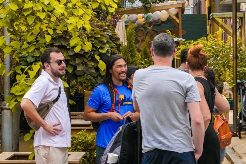 South Philadelphia: Its Always Sunny Walking Tour - Key Points