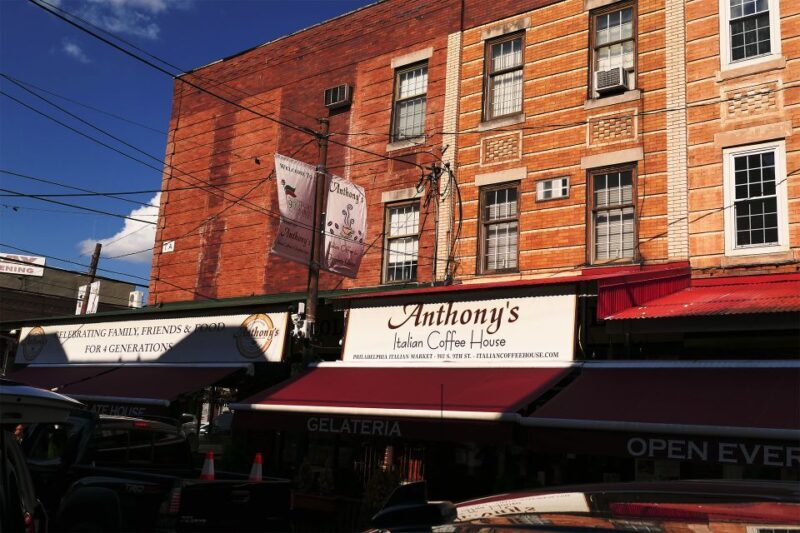 South Philadelphia: Its Always Sunny Walking Tour - Detailed Breakdown of the Itinerary