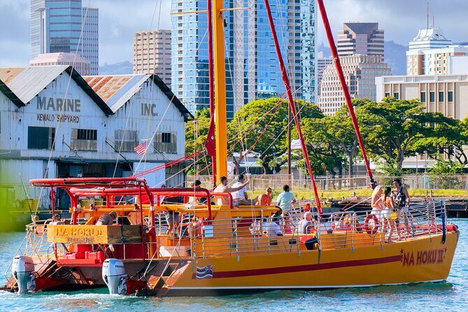 South Shore Open Sail from Kewalo Harbor Including Drinks - The Sum Up