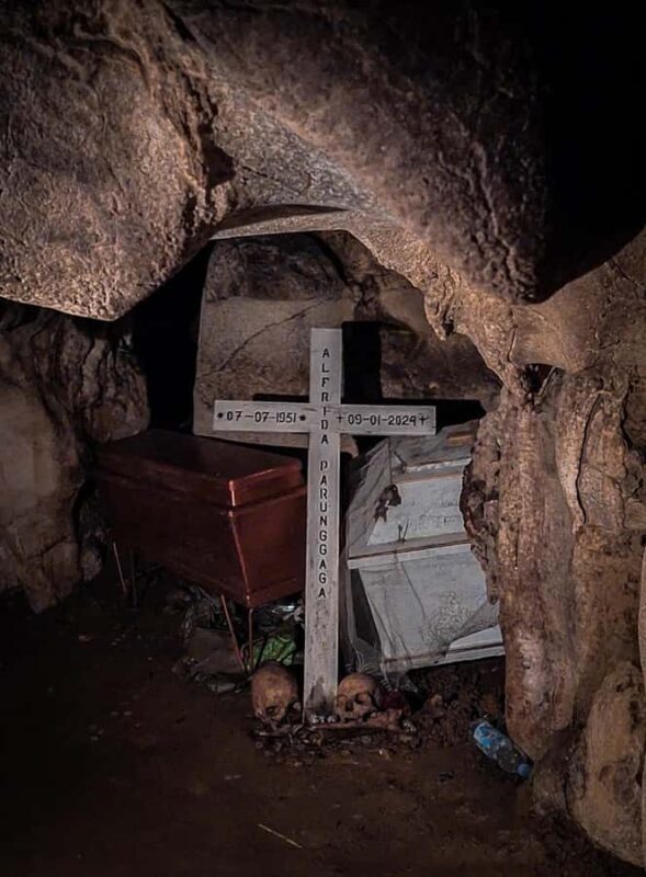 South Sulawesi: Toraja Tour with Meals and Accommodation - Key Points