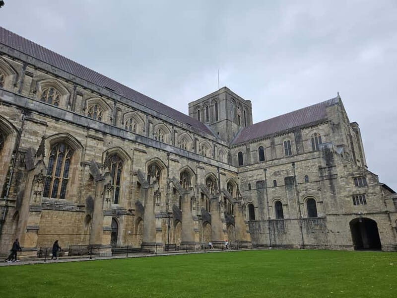 Southampton: Jane Austen's Birthplace & Winchester Day Tour - Key Points