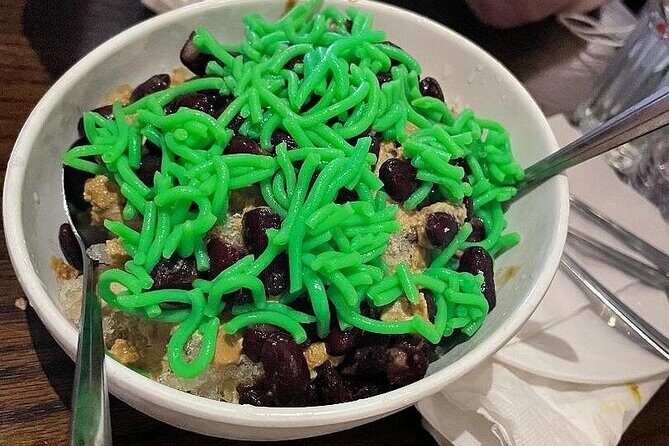 Southeast Asian and Chinese Food Tour in NYC - Exploring the Southeast Asian and Chinese Food Tour in NYC