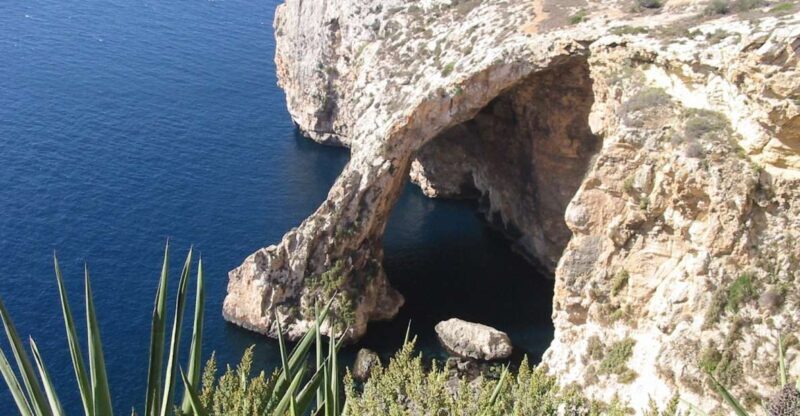Southern Malta: Blue Grotto, Hagar Qim, and Marsaxlokk Tour - Authentic Traveler Perspectives