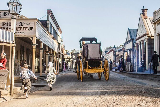 Sovereign Hill, Botanical Gardens and Melbourne Skydeck Bus Tour - A Detailed Look at the Tour