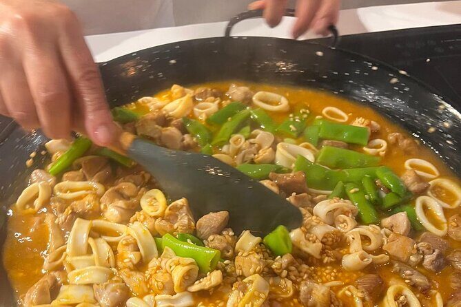 Spanish Cooking Class Palma meals+drinks 7 dishes Full meals - FAQs