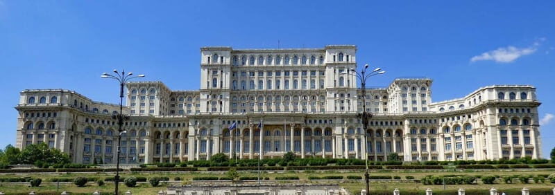 Spanish guided tour at the Palace of Parliament in Bucharest - Key Points