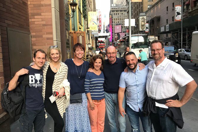 Spanish Language: Speakeasy Drinks and History Tour NYC - Who Should Consider This Tour?
