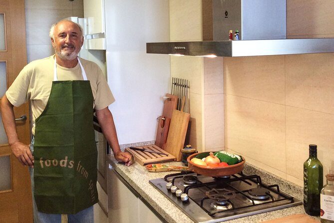 Spanish Paella Private Online Cooking Class - Key Points