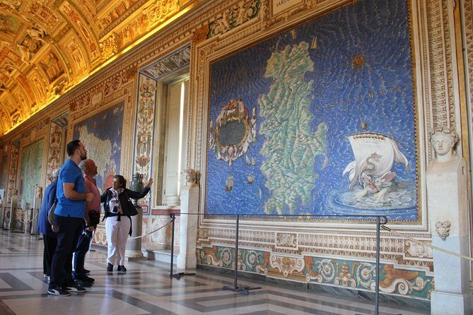 Spanish Small Group Tour of the Vatican Museums, Sistine Chapel & St. Peter's - A Deep Dive into the Vatican Experience