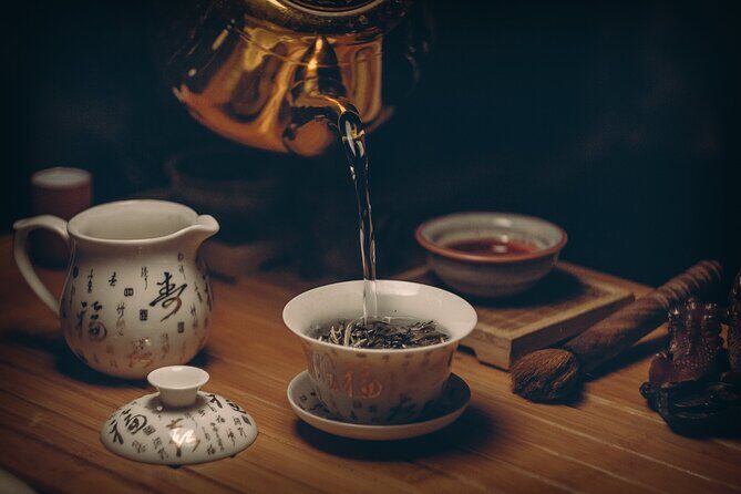 Special activity for EARLY BIRDStea tasting and japanese zen - Why This Tour Shines
