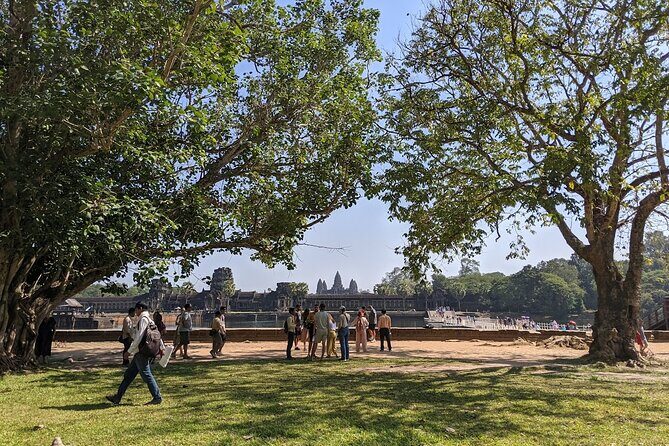 Special Angkor Wat Half Day Tour - Detailed Look at the Experience