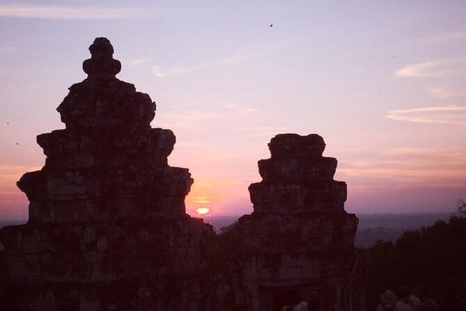 Special Angkor Wat Sunset Private Tour - Exploring the Special Angkor Wat Sunset Private Tour: A Detailed Review