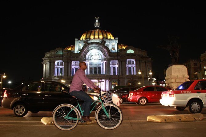 SPECIAL NIGHT LIFE Mexico City Light´s Bike Tour - Who Will Love This Tour?