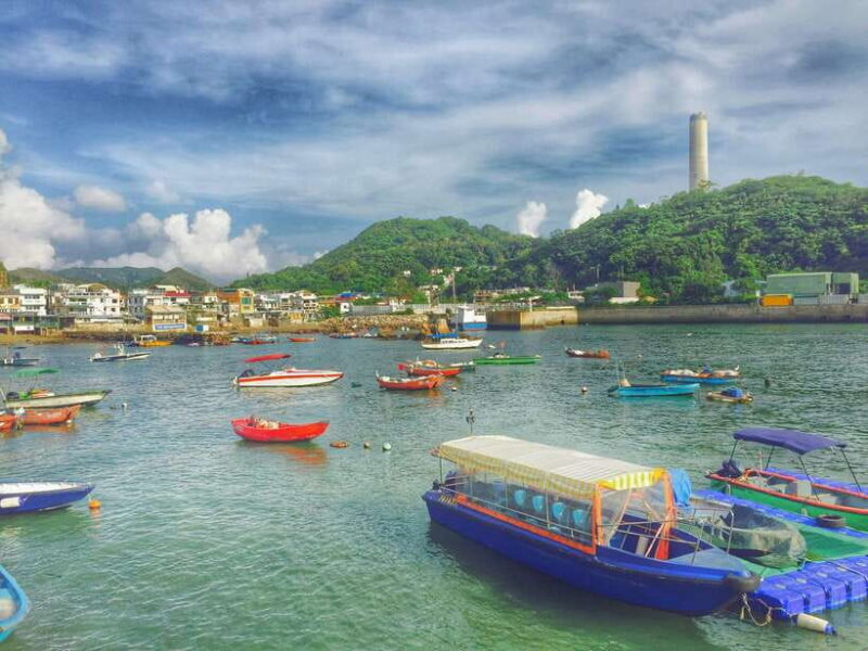 Spectacle Hong kong Lamma Island Day Tour - Key Points