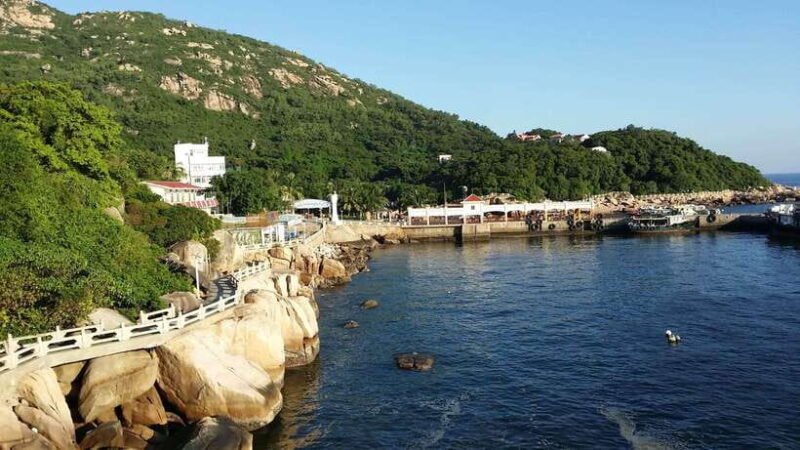 Spectacle Hong kong Lamma Island Day Tour - Who Should Consider This Tour?