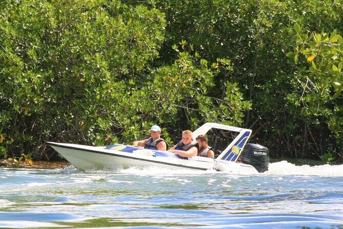 Speedboat Adventure and Snorkeling with transportation in Cancun - Discovering the Speedboat Adventure and Snorkeling Tour in Cancun