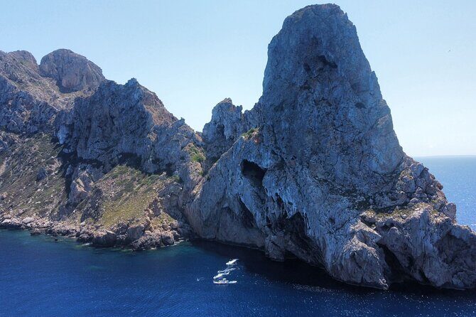 Speedboat tour to Es Vedra & Atlantis Ibiza - An Introduction to an Unforgettable Ibiza Experience