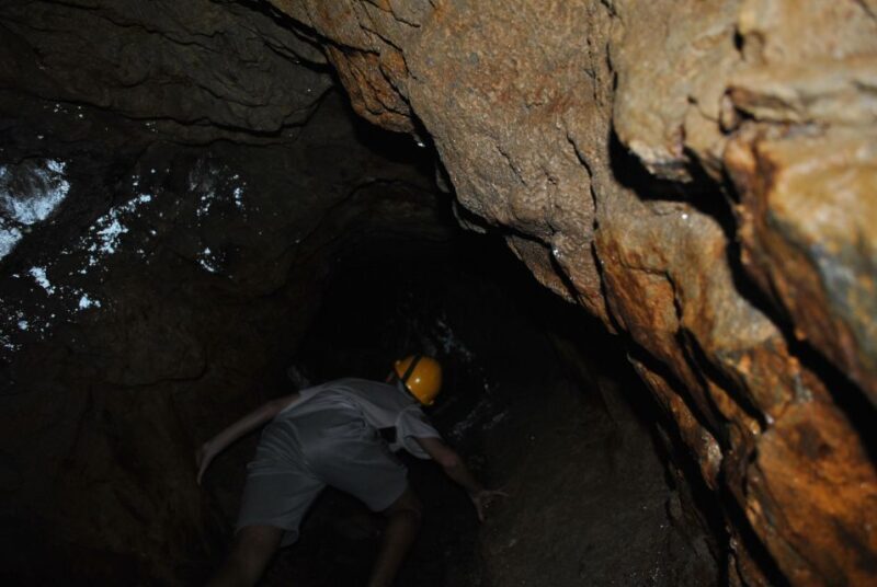 Speleology in the Arouca Geopark´s Tungsten Mines - FAQs
