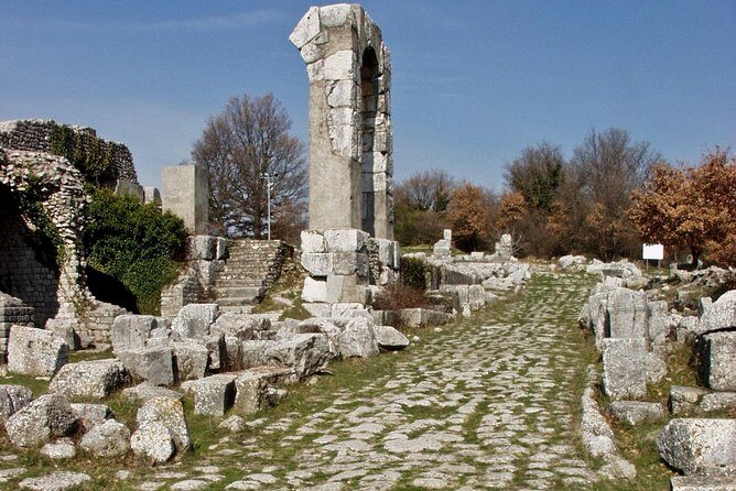 Spello: a journey through flowers, mosaics and ancient Roman ruins - An authentic escape from Rome’s crowds