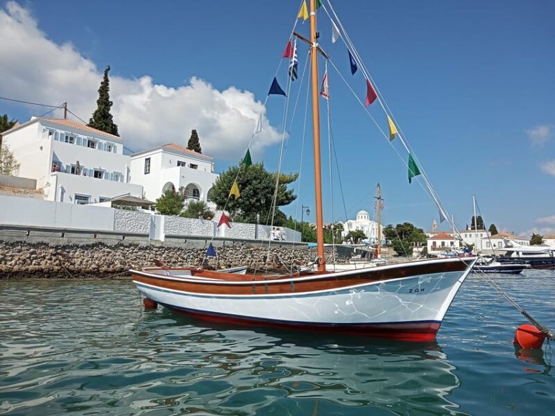 Spetses Island Boat Exploration  e-kaiki - FAQs