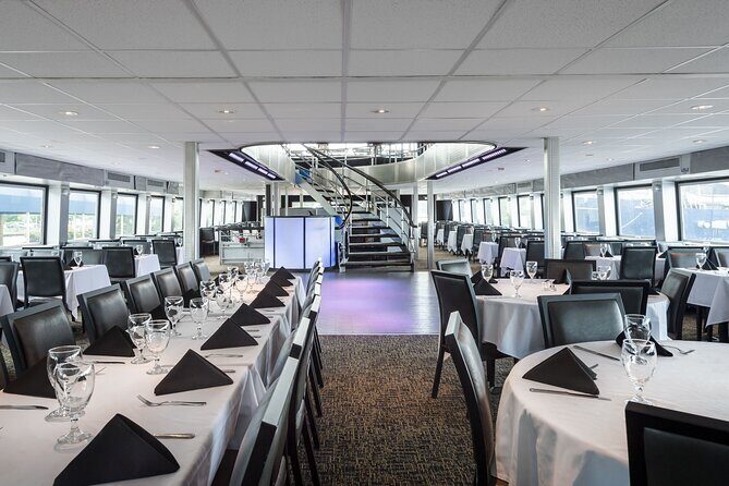Spirit of Philadelphia Signature Dinner Cruise with Buffet - A Deep Dive into the Experience