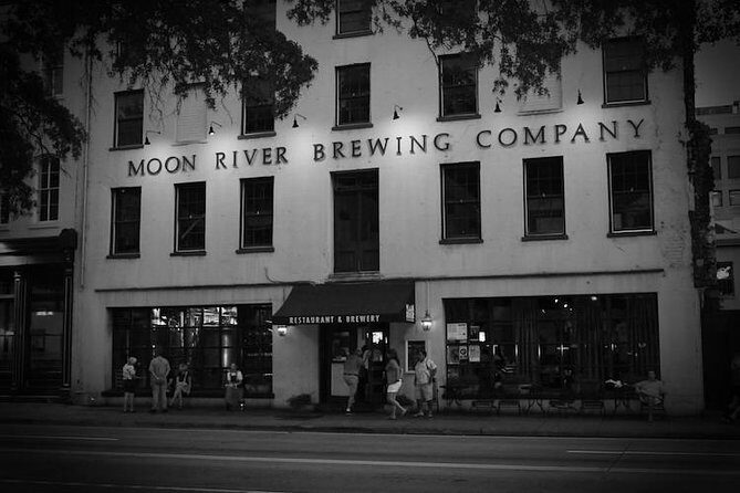 Spirits with Spirits Happy Hour Walking Bar Pub Crawl - FAQ