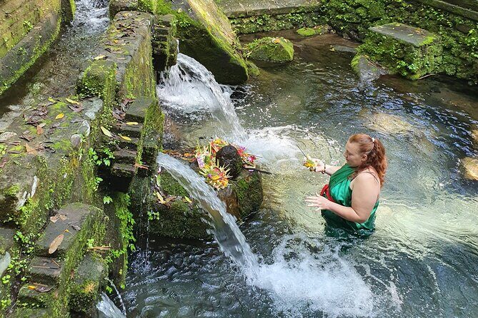 Spiritual Cleansing Ritual and Shamanic Healing in Bali - Key Points