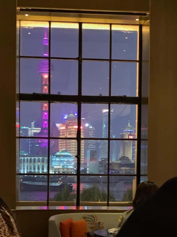 Spiritual Shanghai: Longhua Temple Tour with Food Tasting - Who Will Enjoy This Tour?