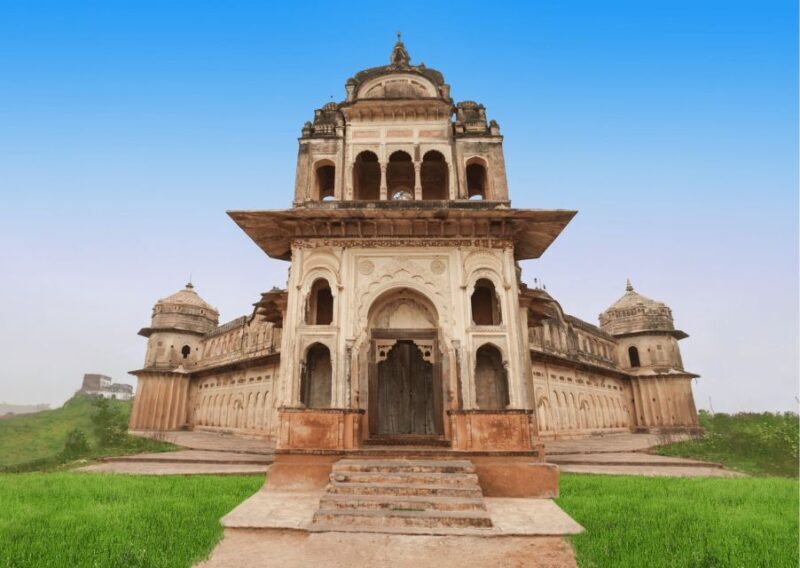Spiritual Trails of Orchha (Guided Temples Walking Tour) - FAQ