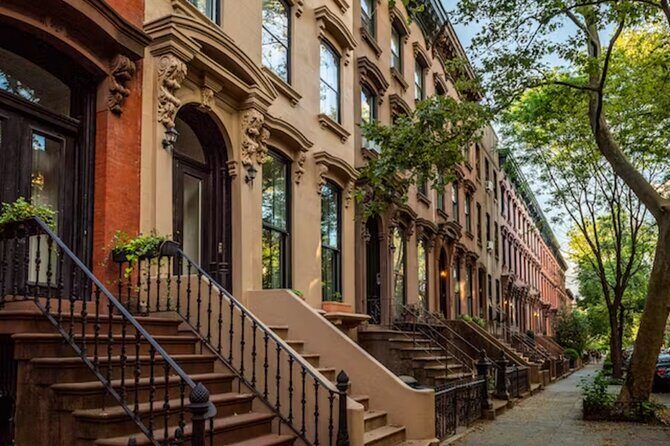 Splendor and Scandal in Brooklyn Heights: A Self Guided Tour - FAQs
