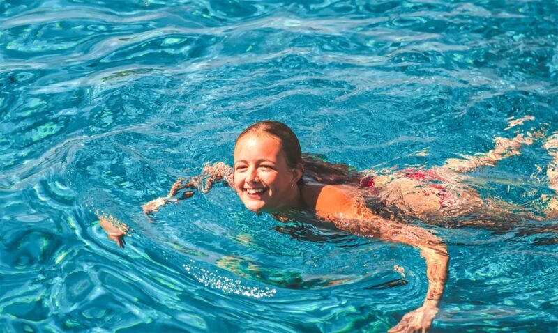 Split: Blue Lagoon and 3 Islands Speedboat Tour - Trogir: A UNESCO Treasure