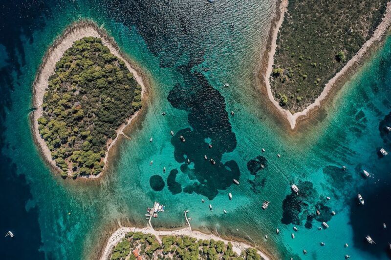 Split: Blue Lagoon and 3 Islands Speedboat Tour - Authenticity and Unique Experiences