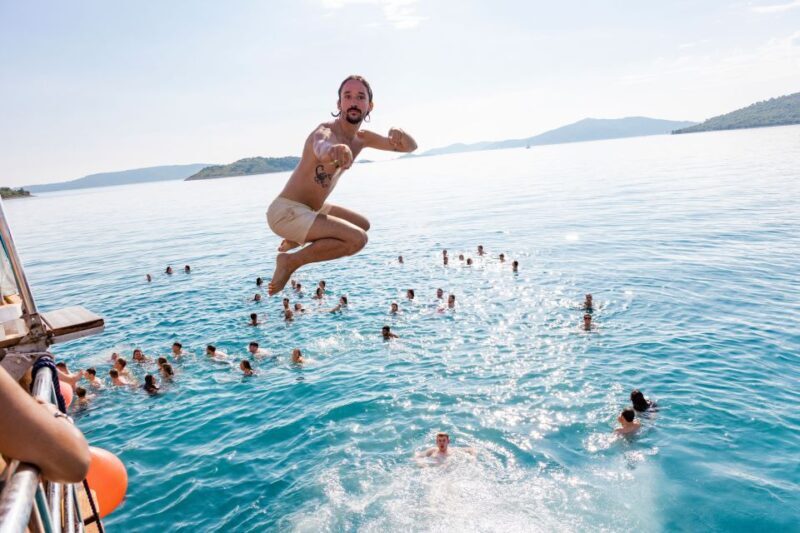 Split: Blue Lagoon Boat Party with DJs, Shots & After-Party - Splendidly Social: An In-Depth Look at the Split Blue Lagoon Boat Party