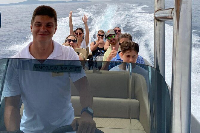Split: Blue Lagoon, Hvar, Bra, 6 Islands Boat Tour - Small Group - Key Points
