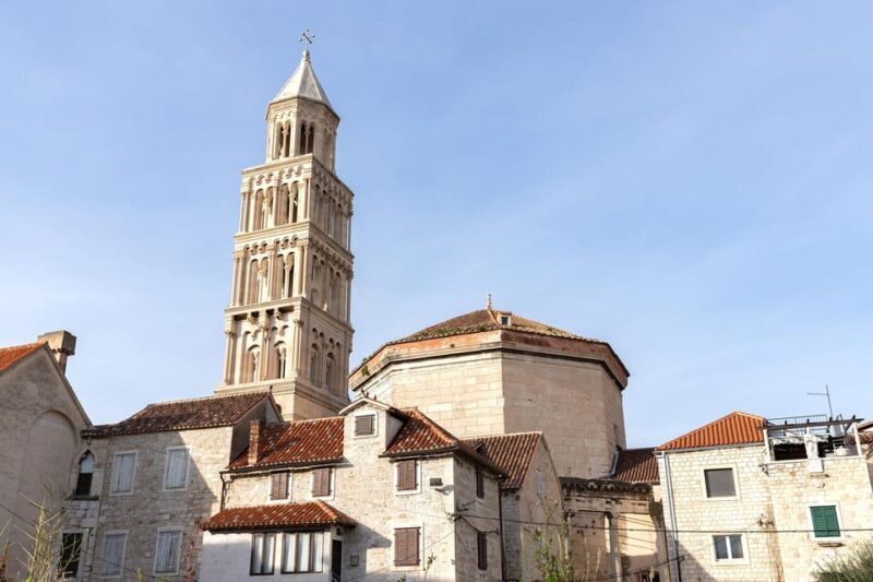 Split: Group or Private Walking Tour with Art Historian - Key Points