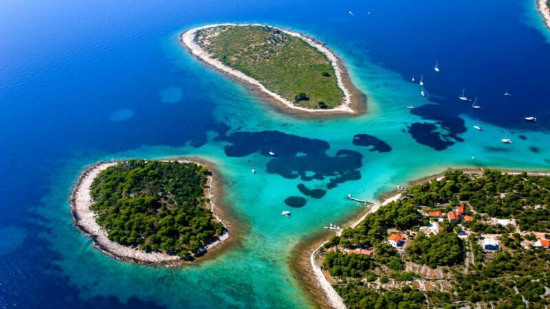 Split: Half-Day Blue Lagoon, Shipwreck, and Trogir Boat Tour - An Overview of the Experience
