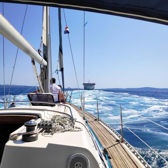 Split: Half Day Sailing Tour with Swim Stop, Snacks and Wine - Exploring the Dalmatian coast from the water