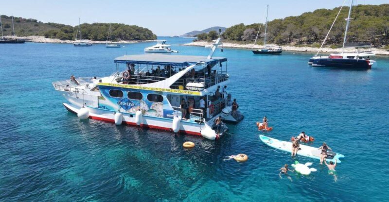 Split: Hvar, Bra, and Pakleni Cruise with Lunch and Drinks - Key Points