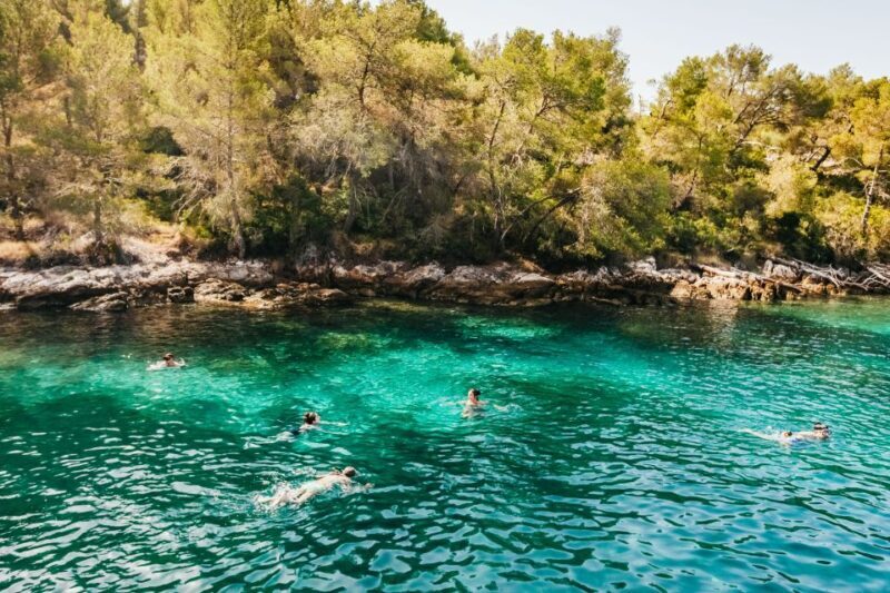 Split: Hvar, Pakleni, Bra & olta All-inclusive Tour - Key Points