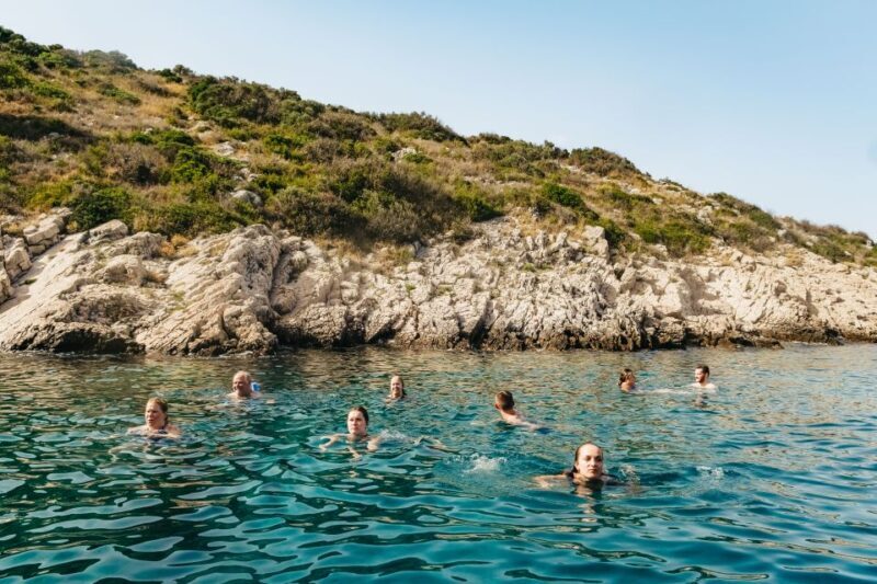 Split: Hvar, Pakleni, Bra & olta All-inclusive Tour - Who Should Consider This Tour?