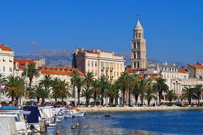 Split : Must-See Attractions Walking Tour with A Guide - The Sum Up