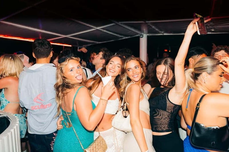 Split: Night Boat Party with Free Shots, Dj and After Party - Key Points