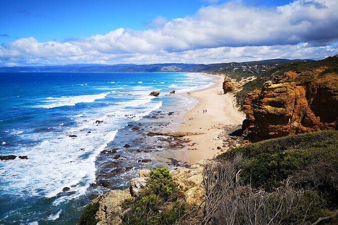 Split Point Lighthouse Tours - The Location and Its Setting