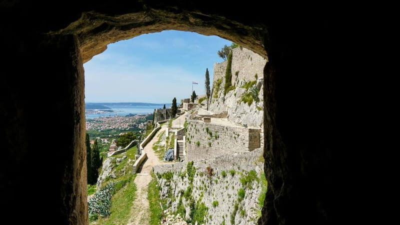 Split: Private Game of Thrones Tour - Transport, Timing, and Group Details